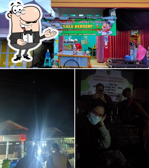 Pentol tusuk paman lamiyo ( solo berseri ) restaurant, Lanjas ...