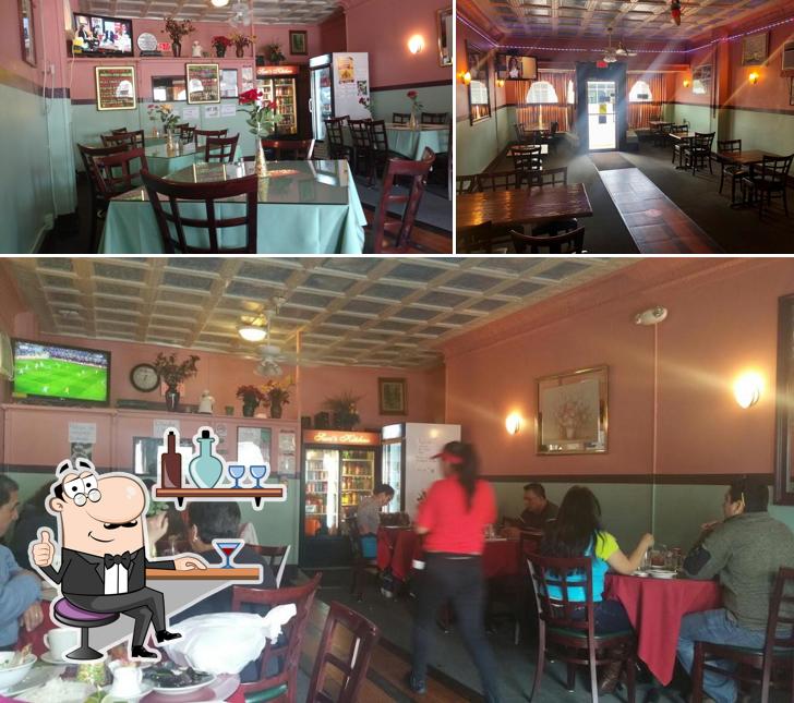 Sari's Kitchen Restaurant in Hackensack - Restaurant menu and reviews