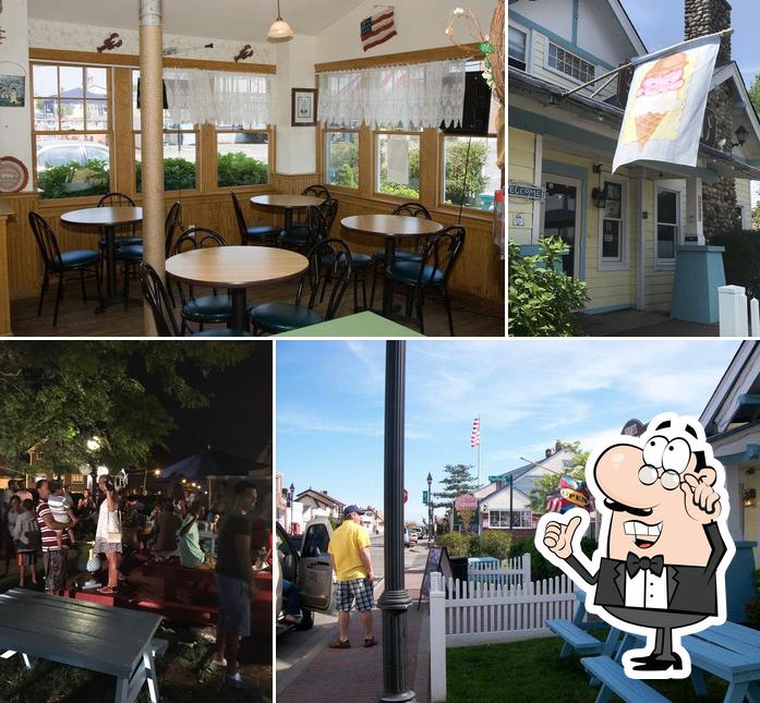 Pip's Ice Cream Parlour in Freeport - Restaurant menu and reviews