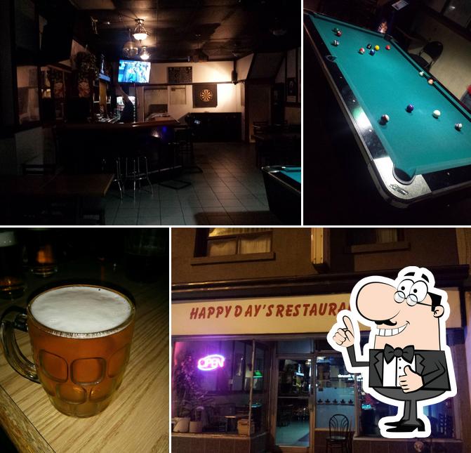 Happy Day's Restaurant & Bar in Toronto - Restaurant menu and reviews