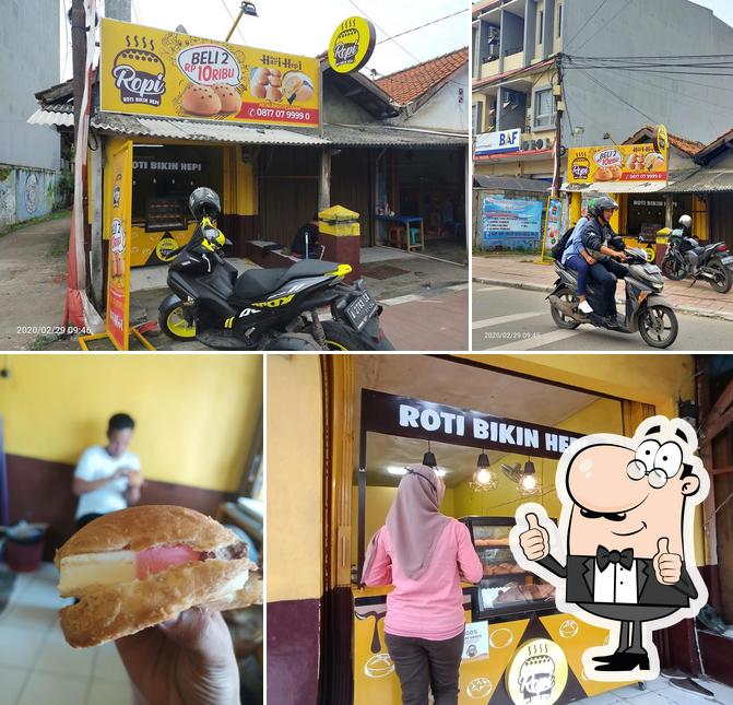 Roti Ropi Cilegon, Serang - Restaurant reviews