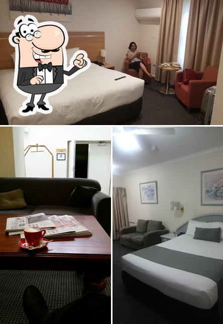 Adelaide Royal Coach in Kent Town - Restaurant menu and reviews