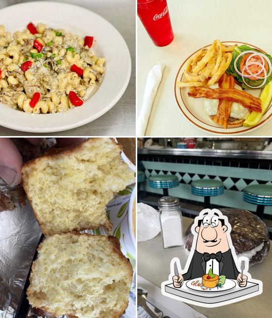 Hometown Diner, 1421 NH-119 in Rindge - Restaurant menu and reviews