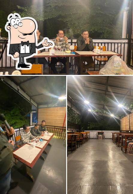 Sugar Daddy Cafe, Batam - Restaurant reviews