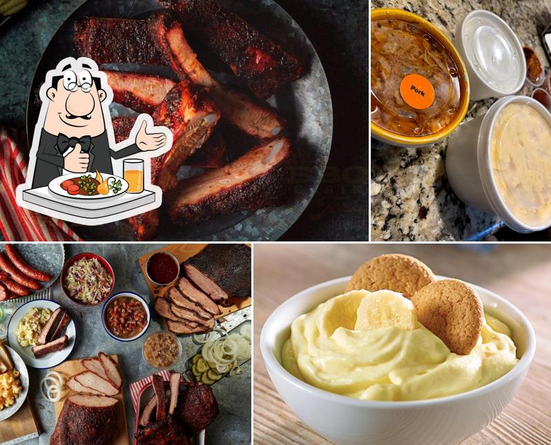 True Texas BBQ, 2965 I-35 in New Braunfels - Restaurant menu and reviews