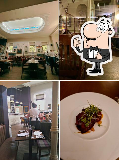 Howies Restaurant Waterloo Place, Waterloo Place in Edinburgh ...