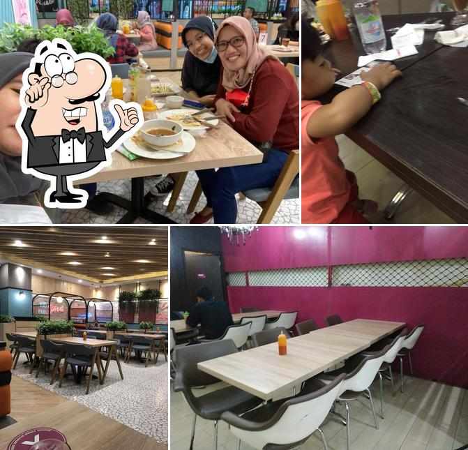 Solaria restaurant, Jakarta, Jl. Sultan Hasanudin No.1 - Restaurant ...