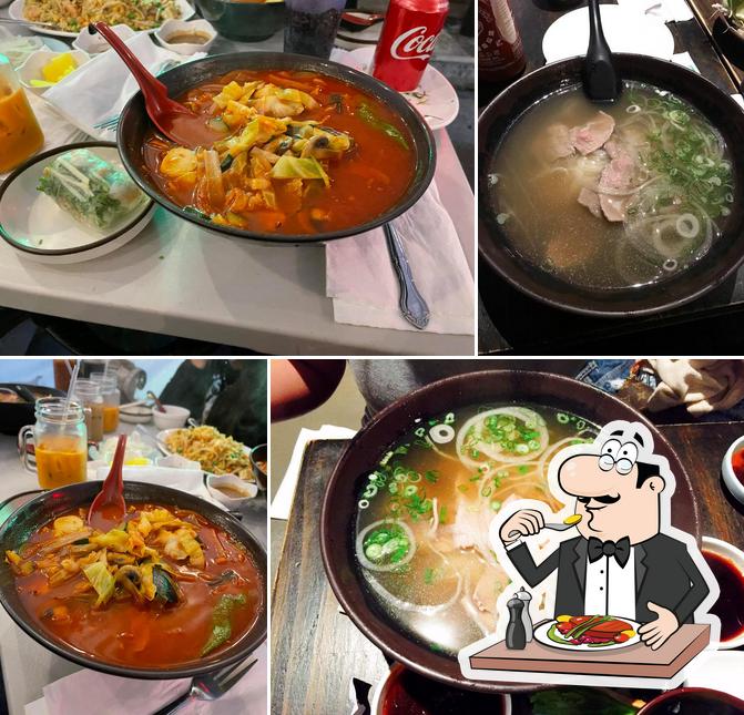 Pho 24 in Los Angeles - Restaurant menu and reviews