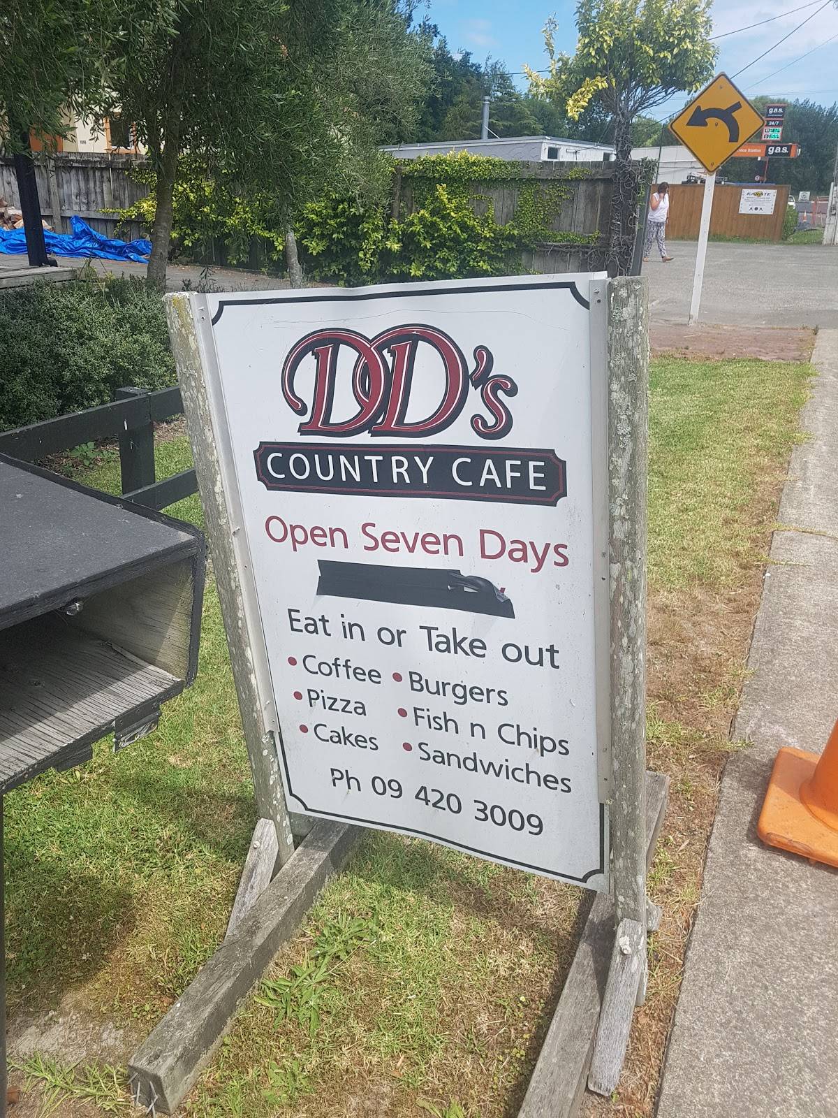 Menu at DD's Country Café cafe, Auckland, Kahikatea Flat Rd