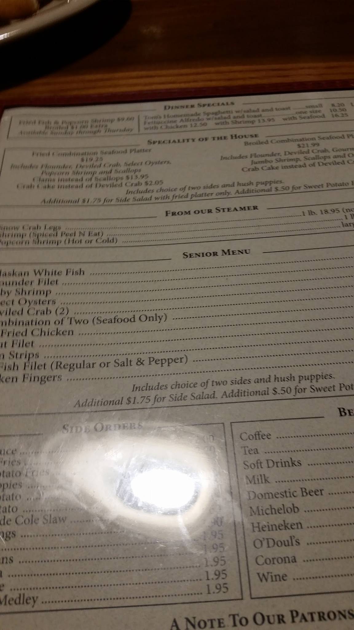 Menu at Captain Tom's Seafood restaurant, Colonial Heights