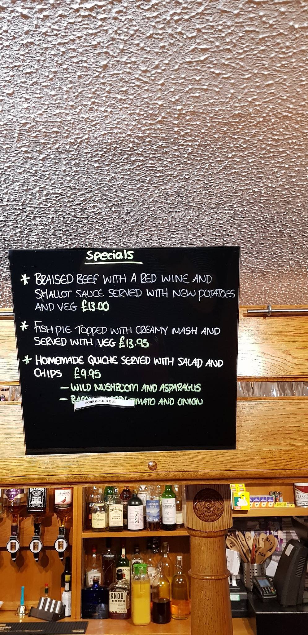 Menu at The Tudor Arms pub & bar, Slimbridge