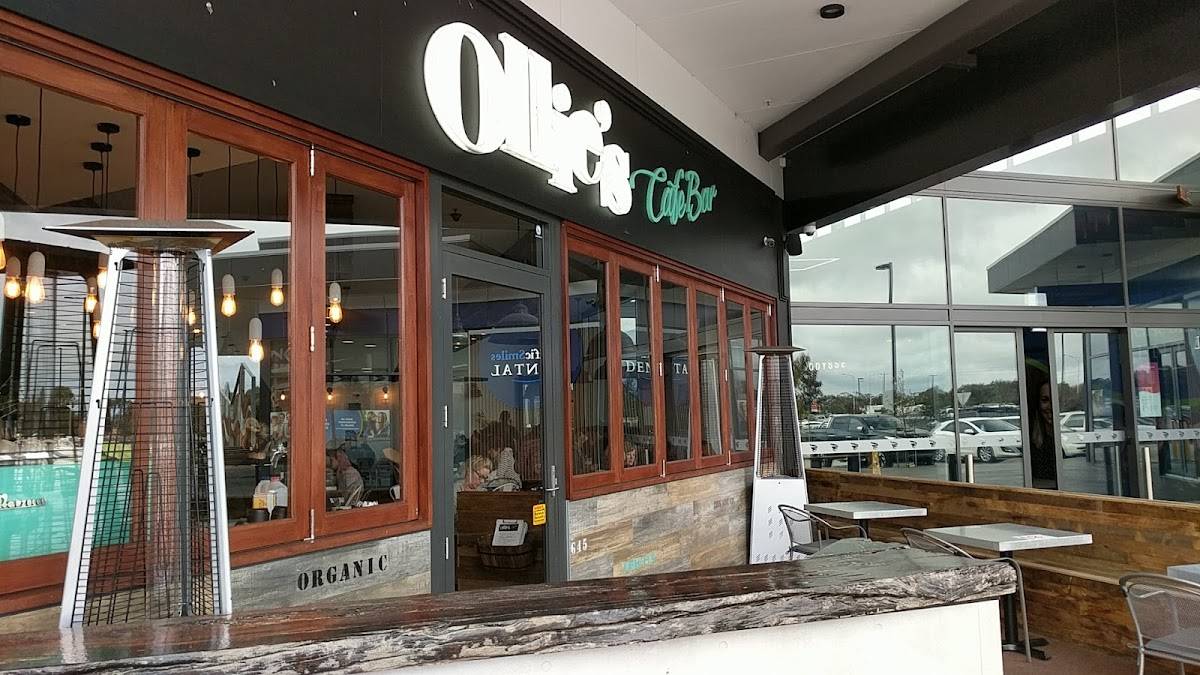 Menu at Ollie's Cafe and Bar, Leopold