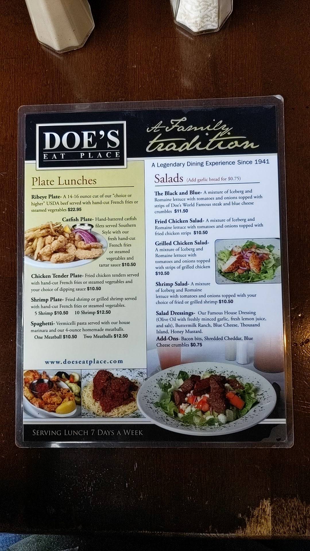 Menu at Doe's Eat Place steakhouse, Paducah
