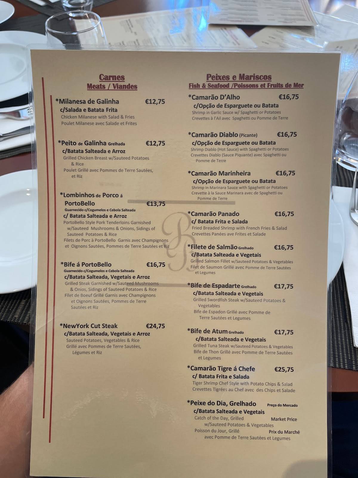 Menu at PortoBello restaurant, Nazaré