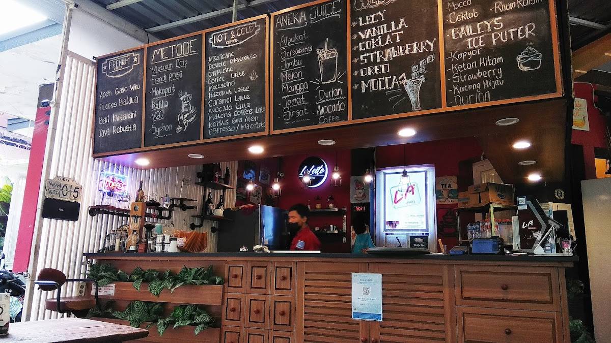Menu at Toko Kue Sara Cab. Buring restaurant, Malang, Jl. Buring No.37