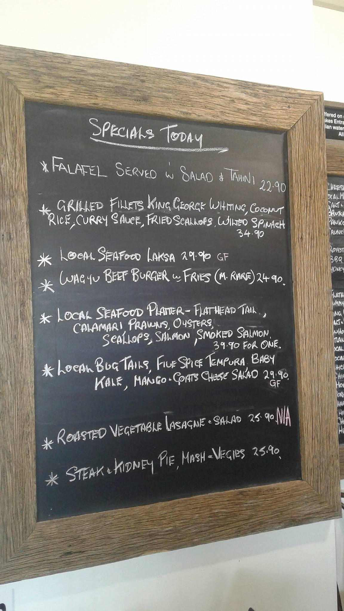 Menu at The Metung Hotel pizzeria, Metung, Kurnai Ave