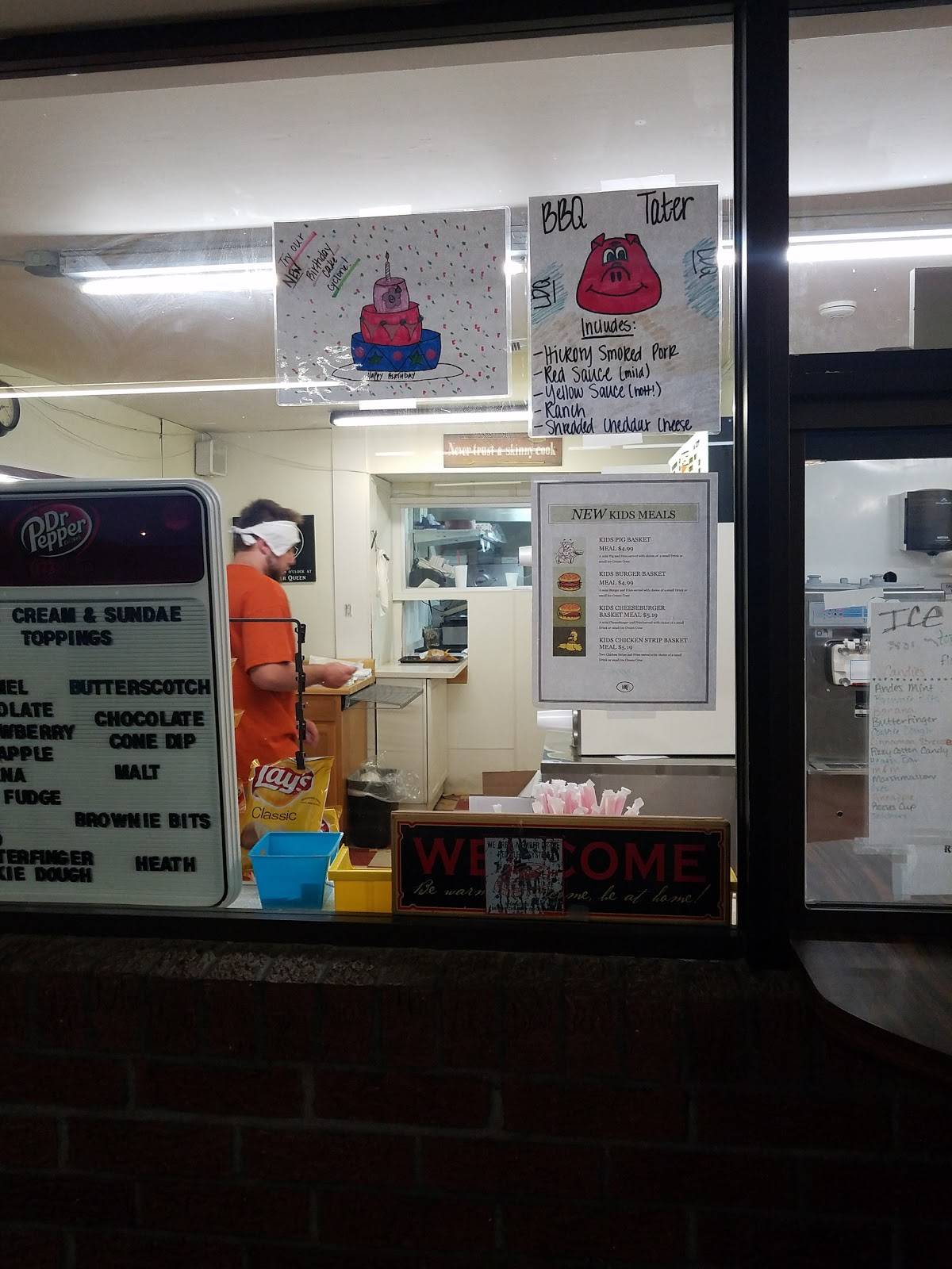 Menu at Dexter Queen BBQ, Dexter