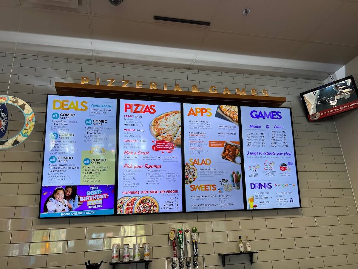 Menu at Chuck E. Cheese pizzeria, Boynton Beach