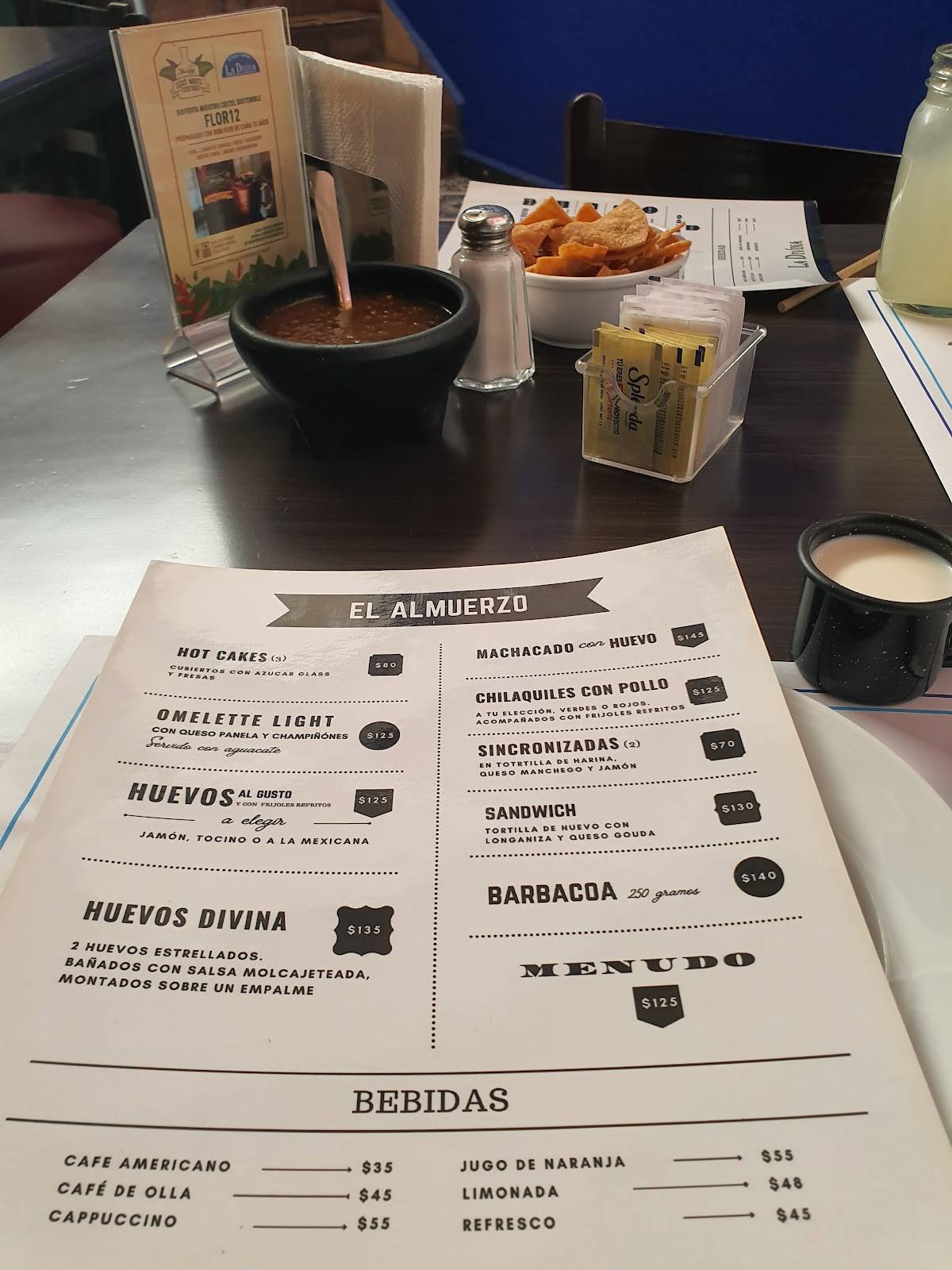 Carta del restaurante La Divina, Monterrey, Diego De Montemayor 507