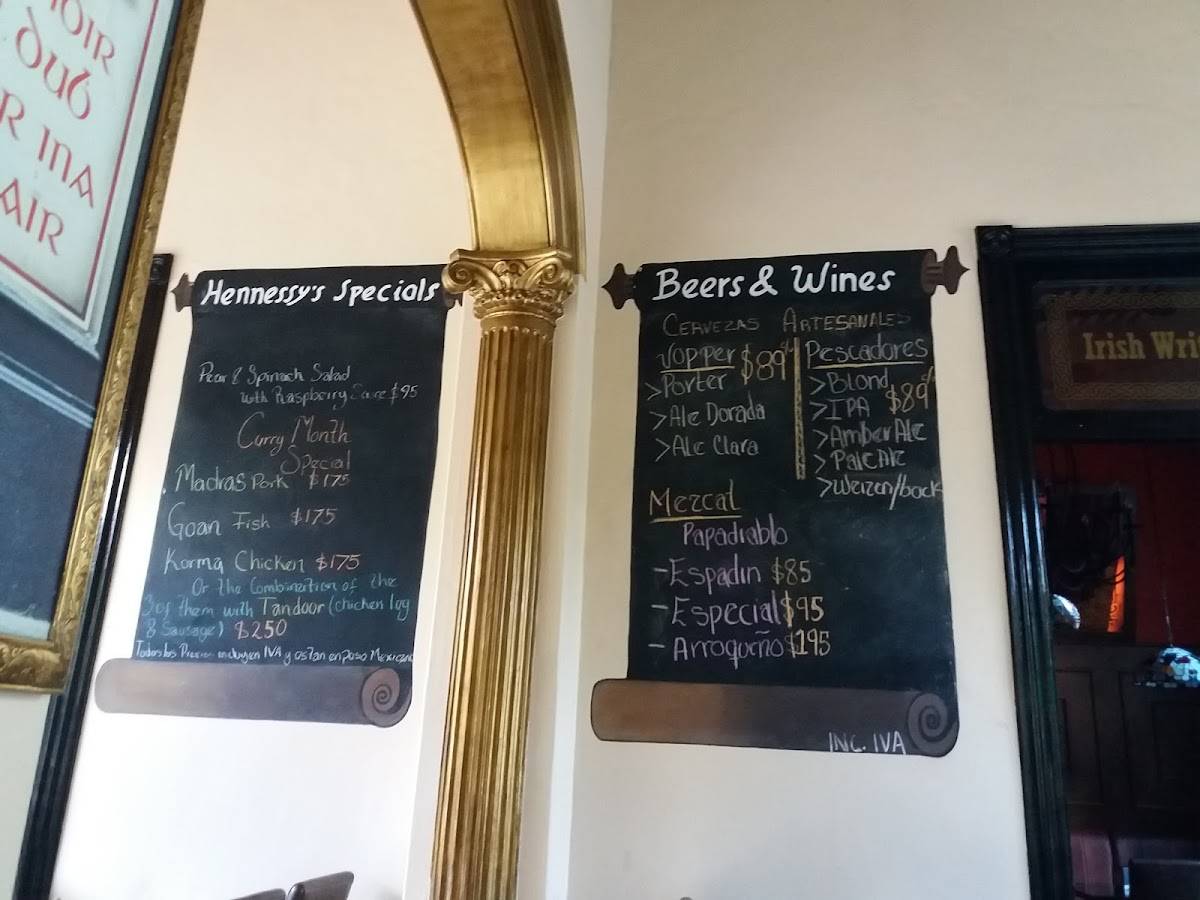 Menu at Hennessys Irish Pub, Merida