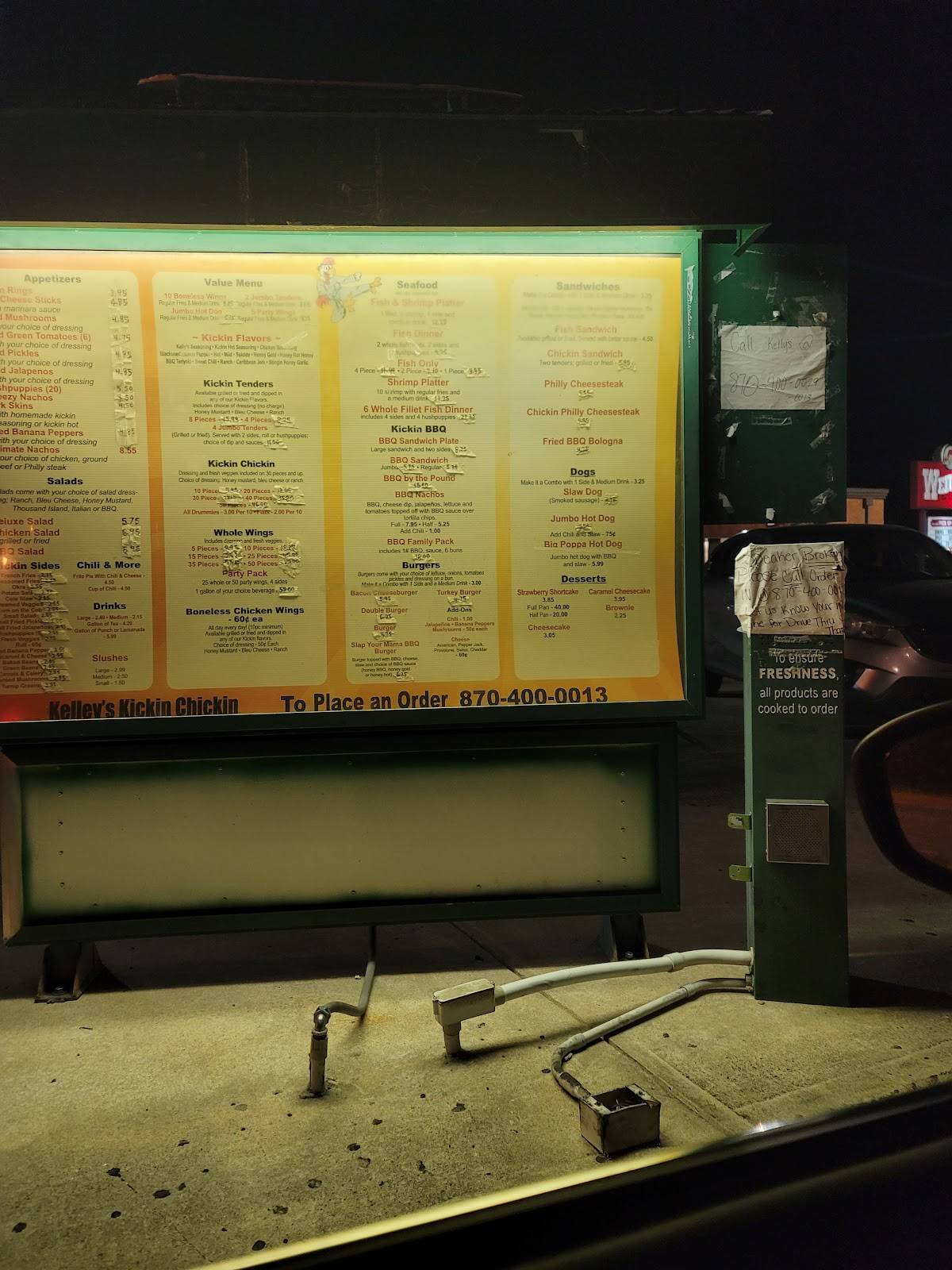 Menu at Kelley's Kickin Chicken restaurant, West Memphis