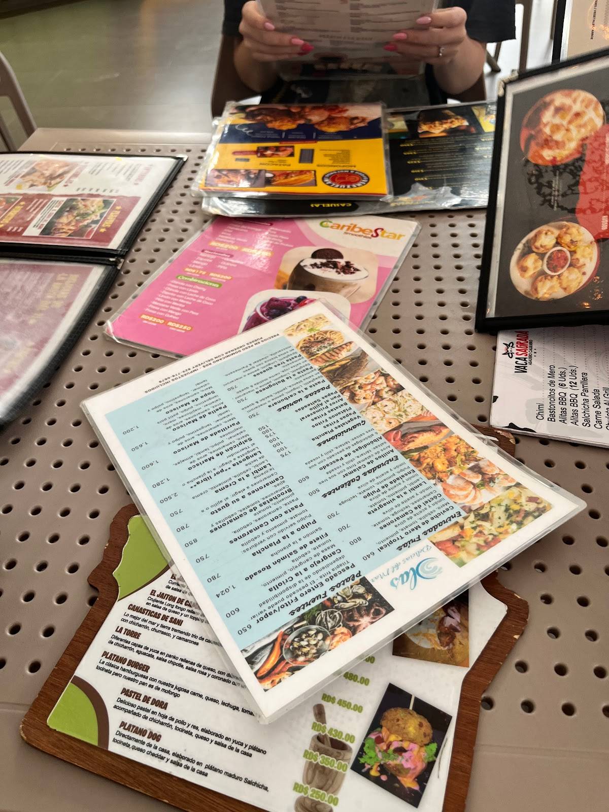 Menu at Siblings Food Park restaurant, Puerto Plata