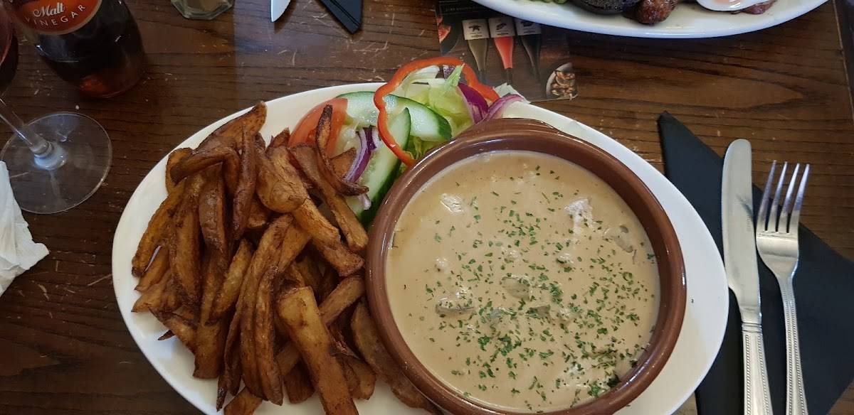 Menu at Comus inn pub & bar, Camblesforth