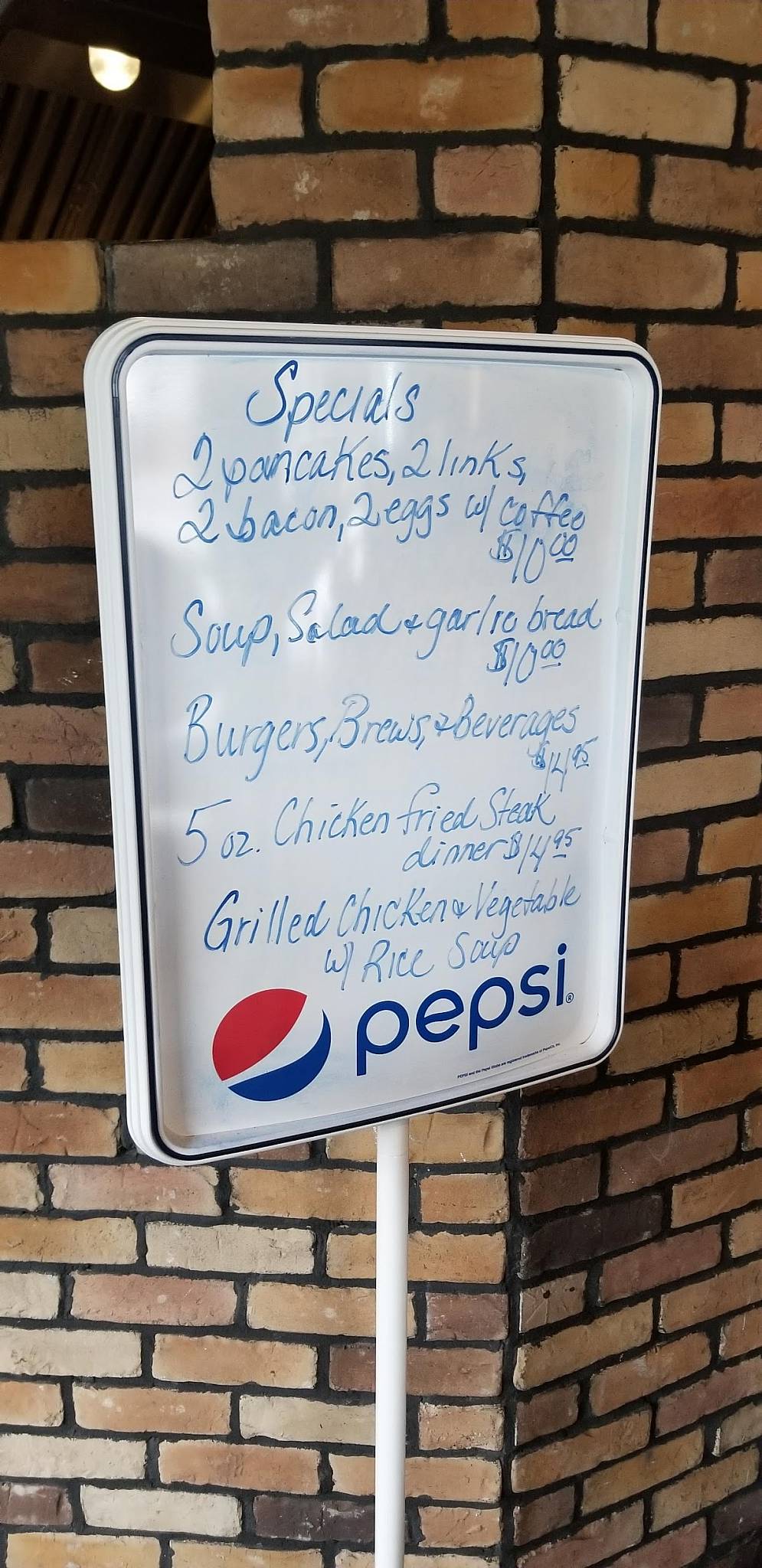 Menu at Del Rey Cafe and the Loft, Roseburg North