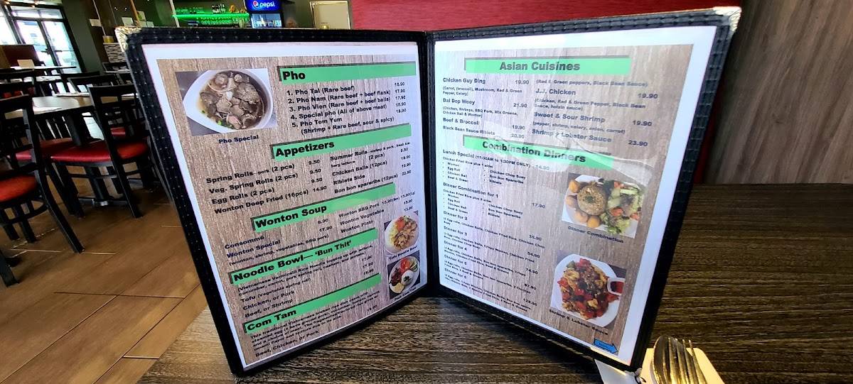 Menu at Pho Umami restaurant, Thunder Bay
