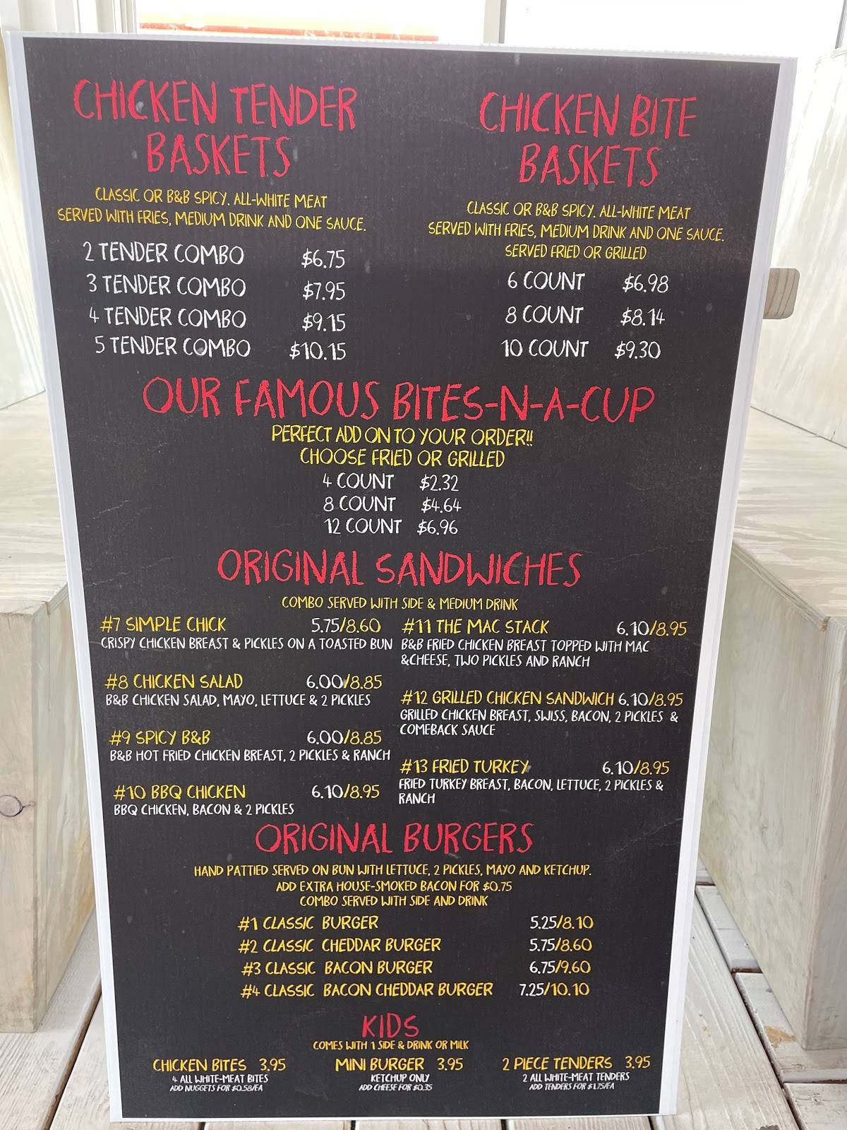 Menu at Birds and Burgers restaurant, Alabaster