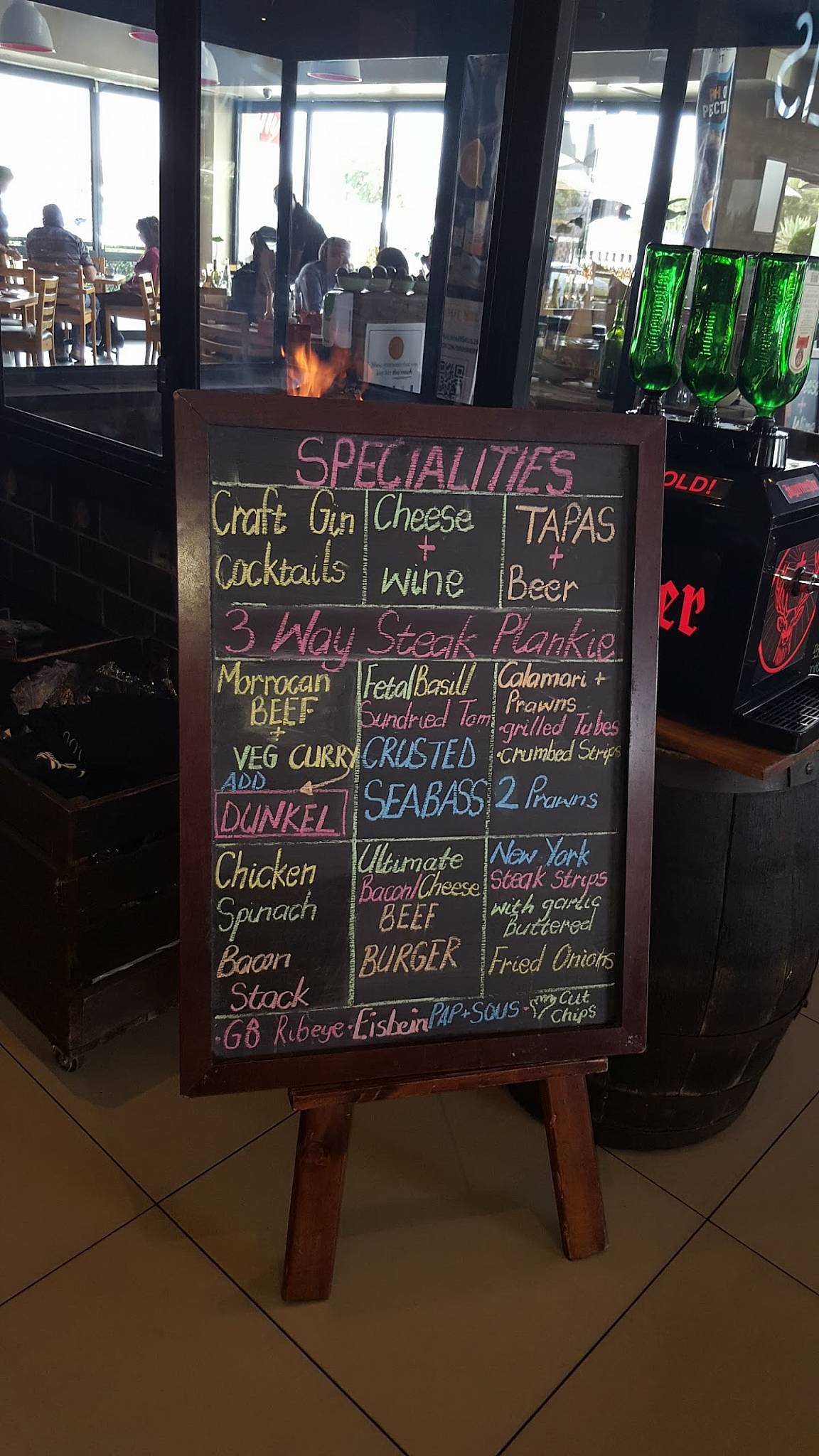 Menu at Ginellis Restaurant, Middelburg, Shop no. 3