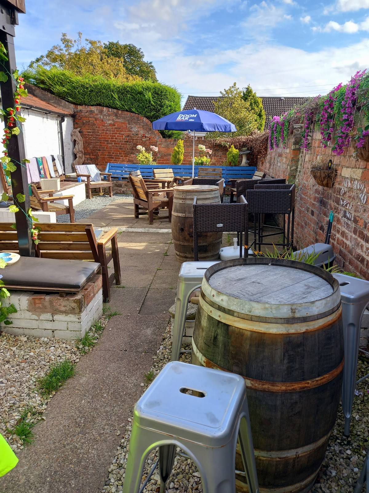 Menu at Blue Bell Inn pub & bar, Sproatley, The Blue Bell Inn Main Road