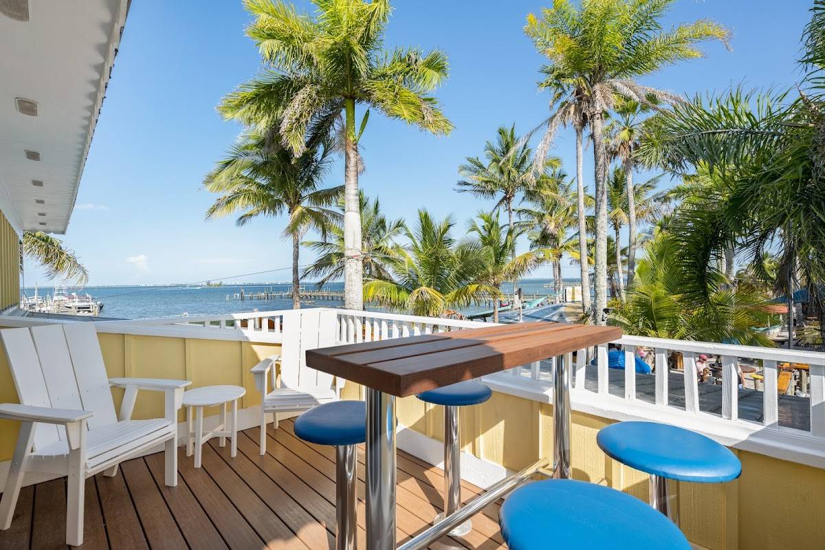 Menu at Capt Hirams Resort pub & bar, Sebastian