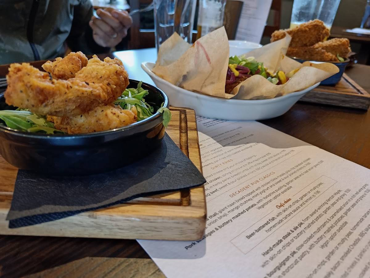 Menu at Robin Hood pub & bar, Leigh