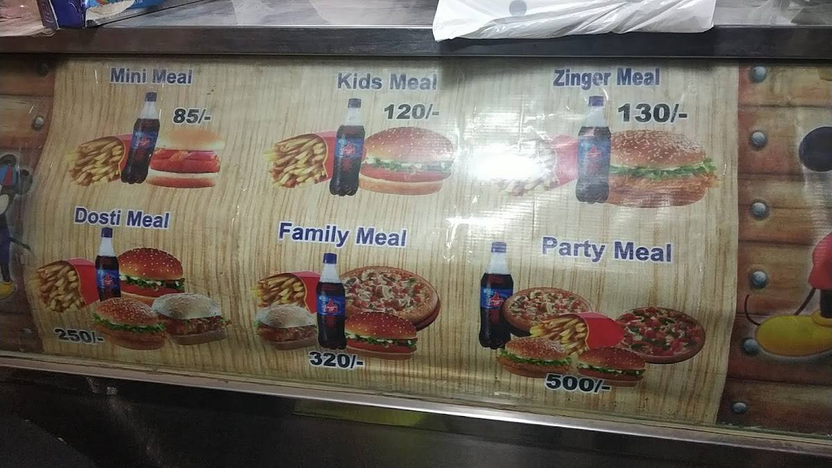 Menu at FAMOUS PIZZA (ZUBAIR BHAI), Thane, shop no 10 gurukripa apt opp ...