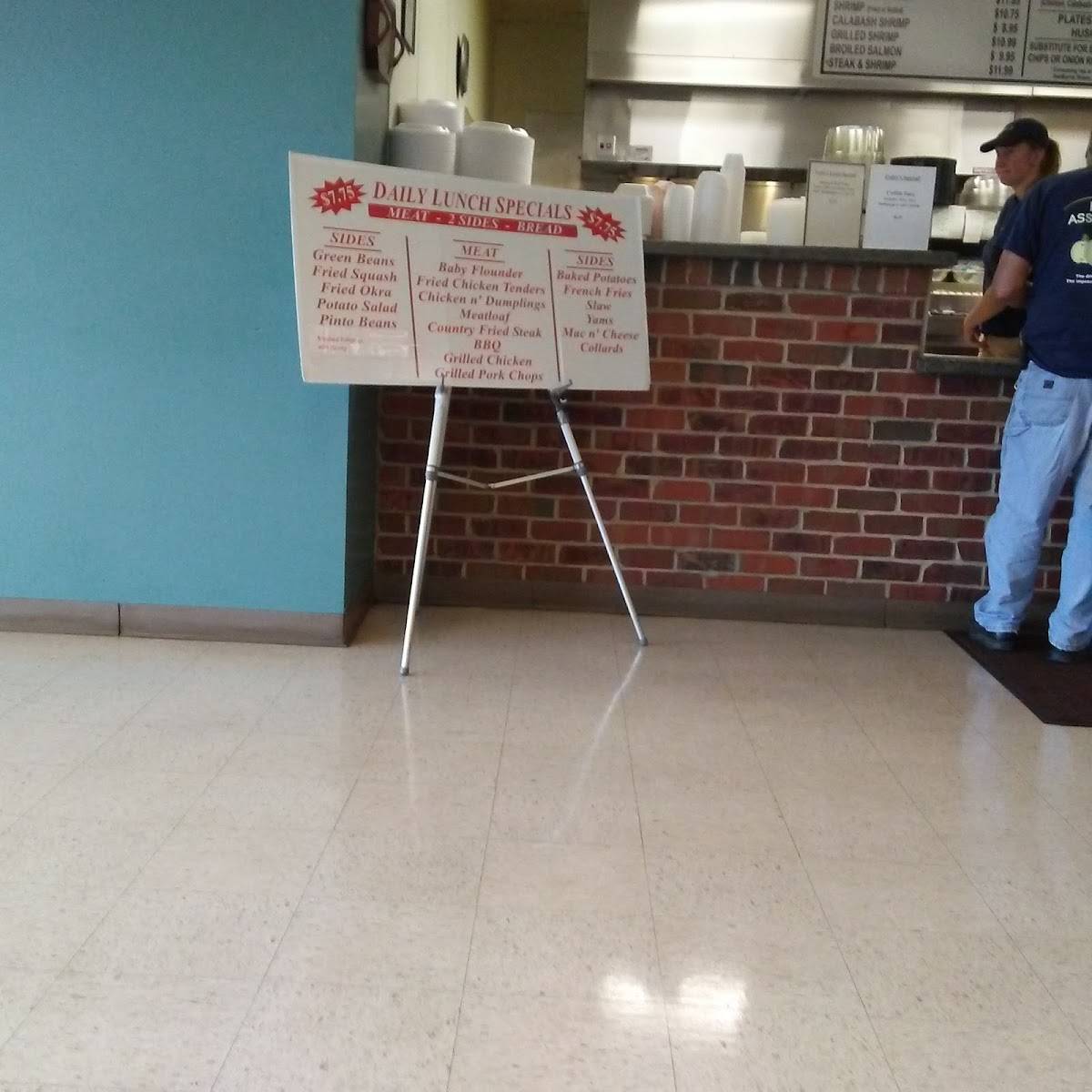 Menu at Mac's Fish & Chicken restaurant, Monroe, W Roosevelt Blvd