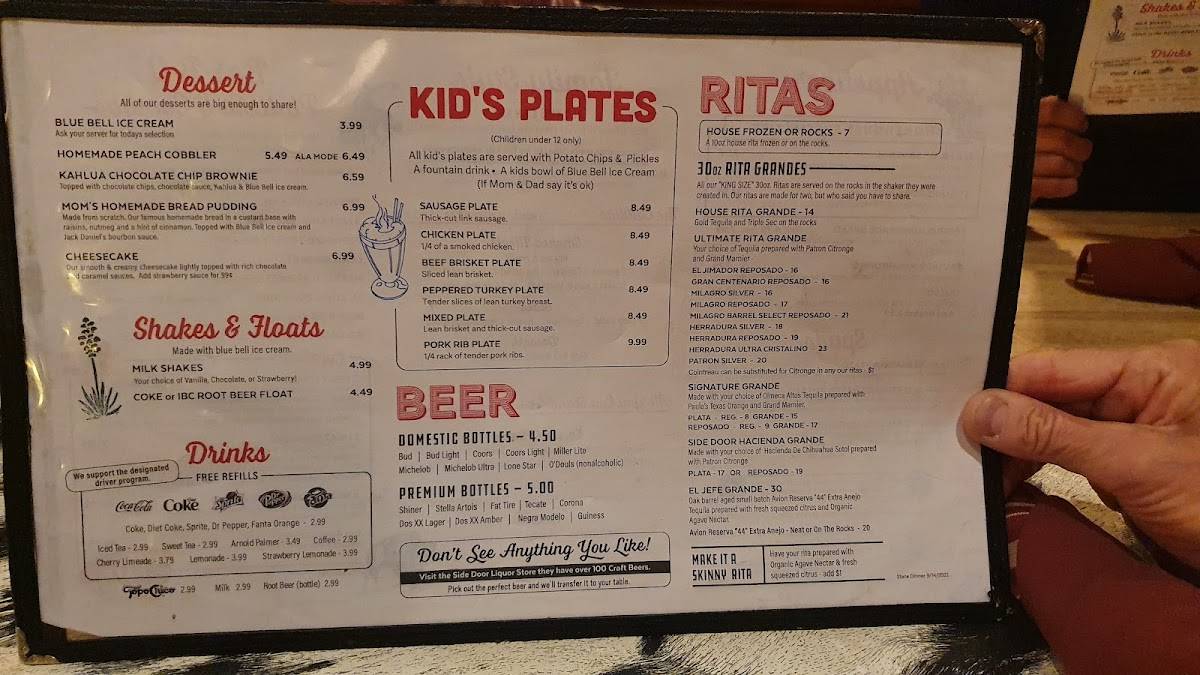 Menu at State Line BBQ, El Paso