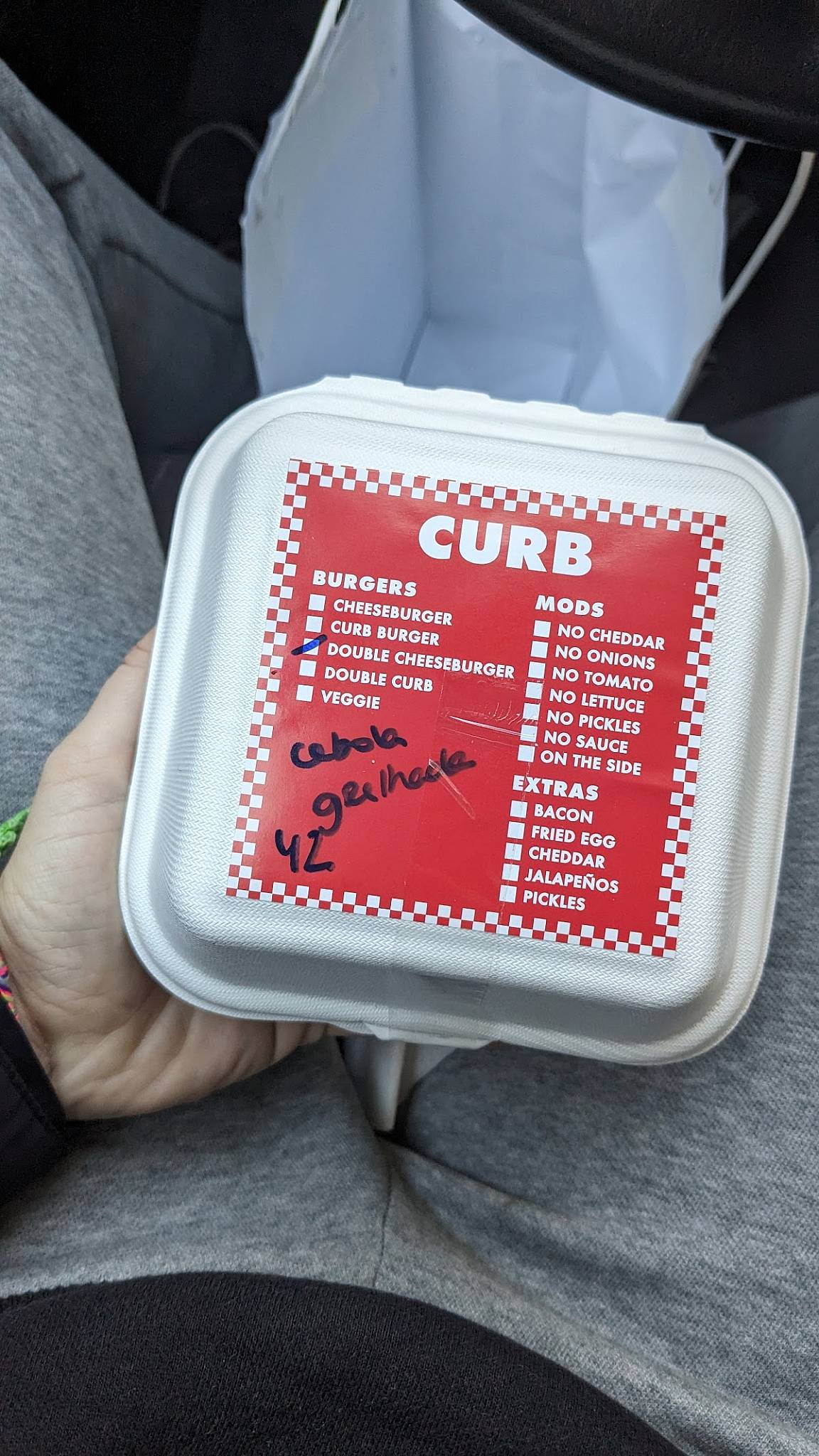 Menu em CURB restaurante, Porto, Rua de Belomonte