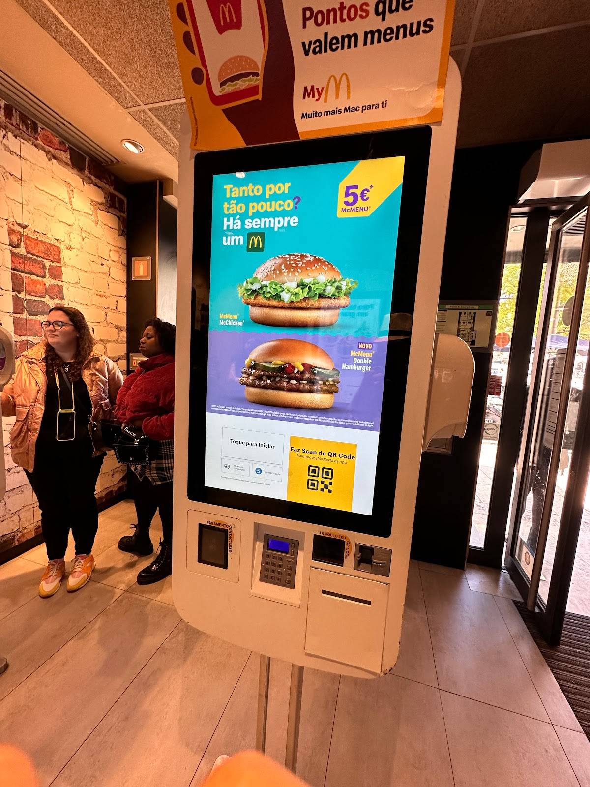 Menu at McDonald's Rossio fast food, Lisbon, Praça Dom Pedro IV 81 83