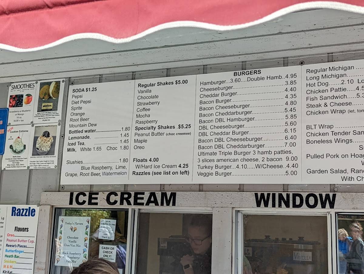 Menu at Goodies Snack Bar, Addison