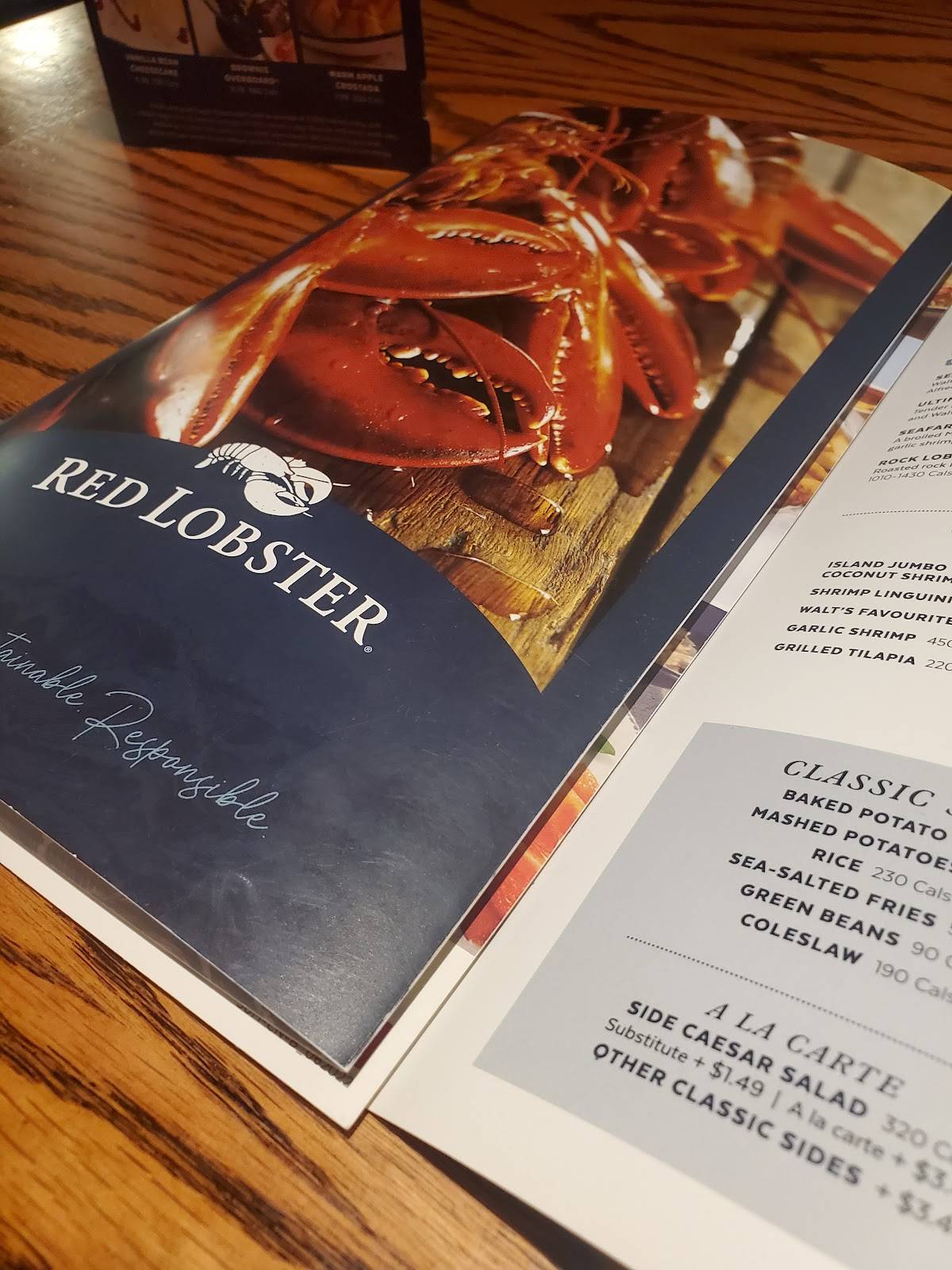 Menu at Red Lobster restaurant, Ottawa, St. Laurent Blvd