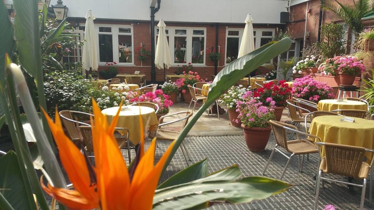 Menu at The Carre Arms Hotel and Restaurant, Sleaford