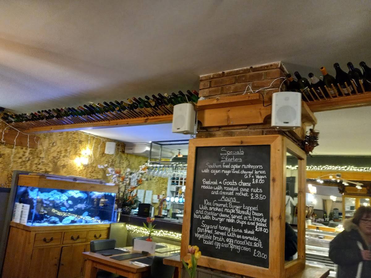 Menu at The Tilted Barrel, Grimsby, 2 Kirk Gate