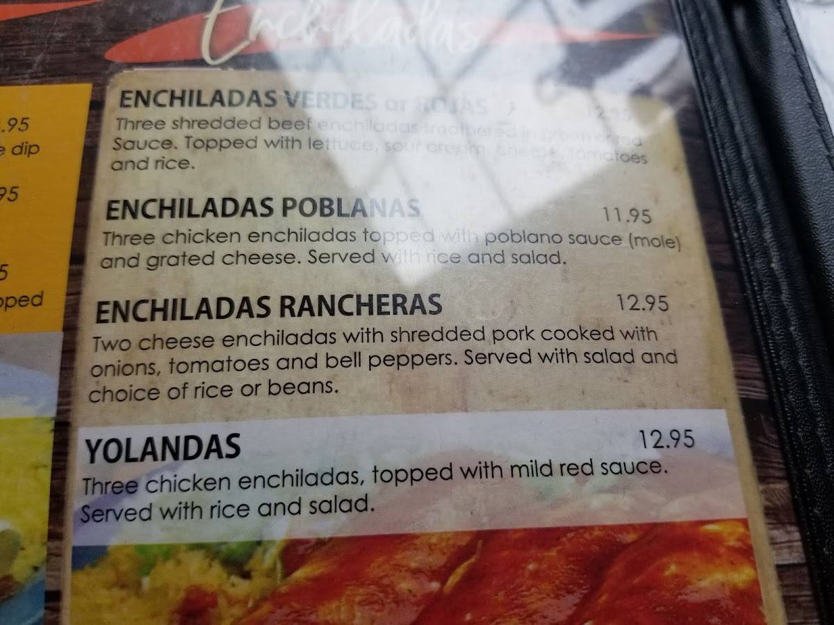 Menu at El Loro Mexican Restaurant, Detroit Lakes