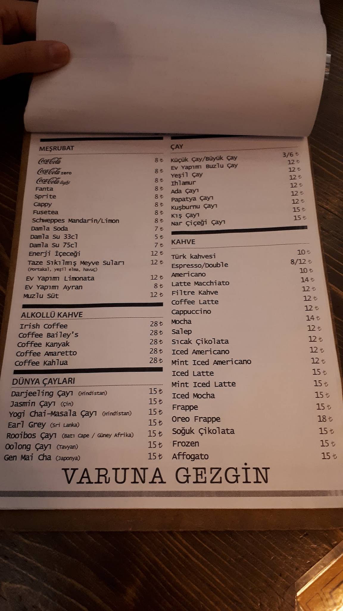 Menu at Varuna Gezgin Cafe Del Mundo, Eskişehir, Siloönü Sk. No:3