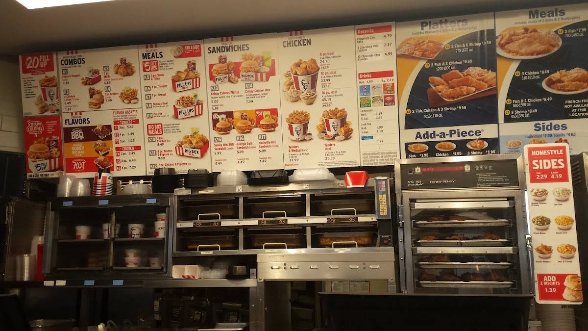 Menu at KFC fast food, Upper Sandusky, N Warpole St