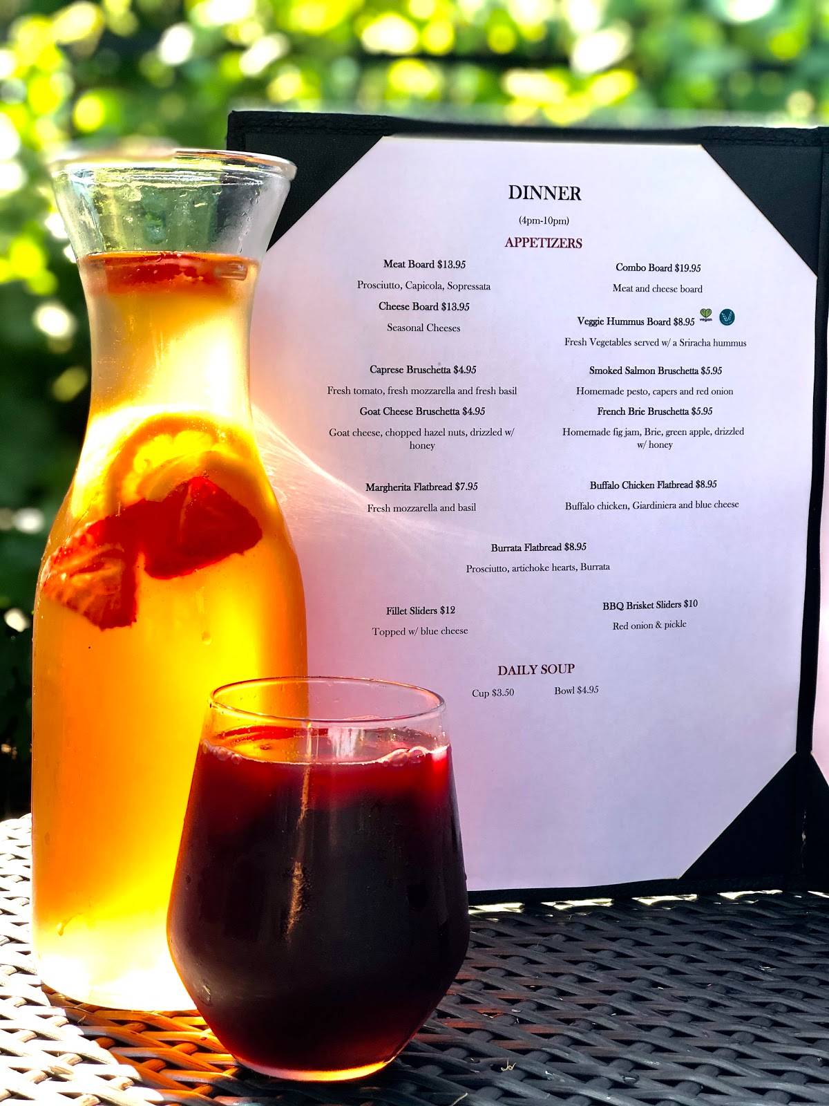 Menu at Labas pub & bar, Monee
