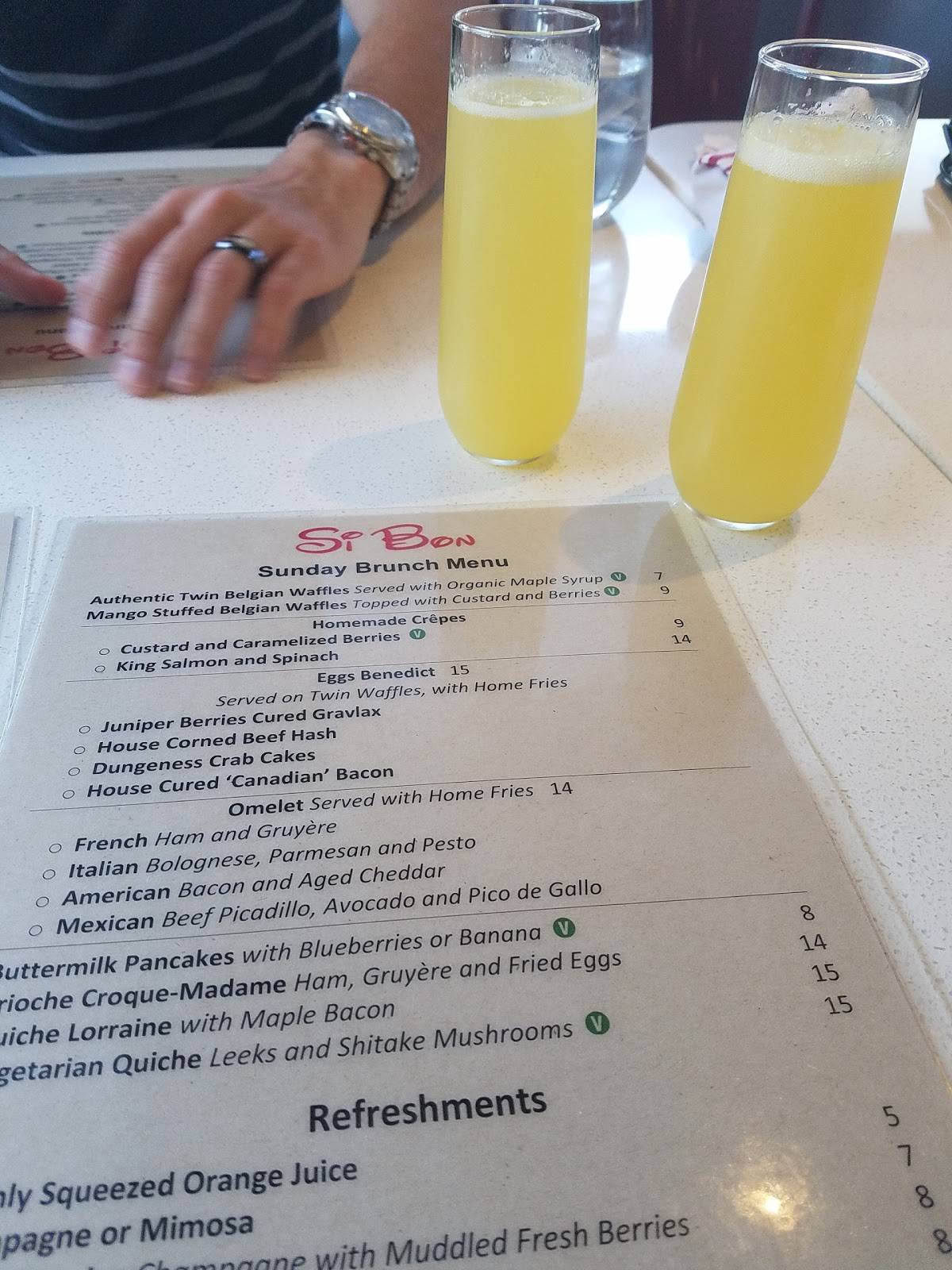 Menu at Si Bon pub & bar, Rancho Mirage