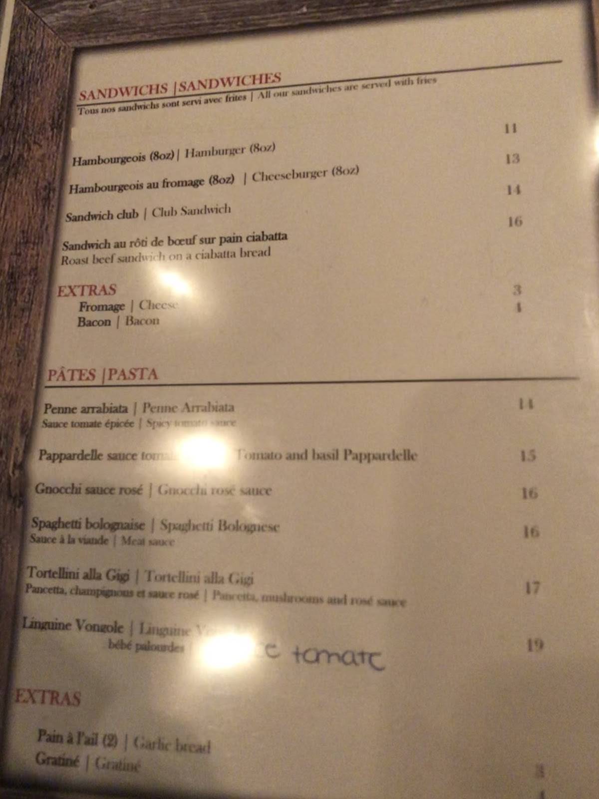 Menu au Le Toit Rouge pub et bar, Montréal