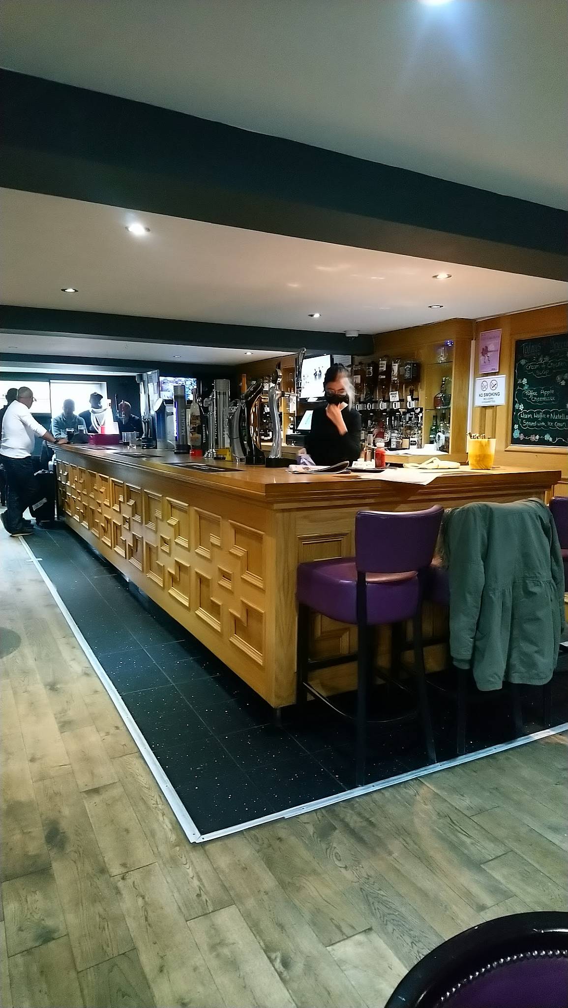 Menu at Pop Inn pub & bar, Stevenston